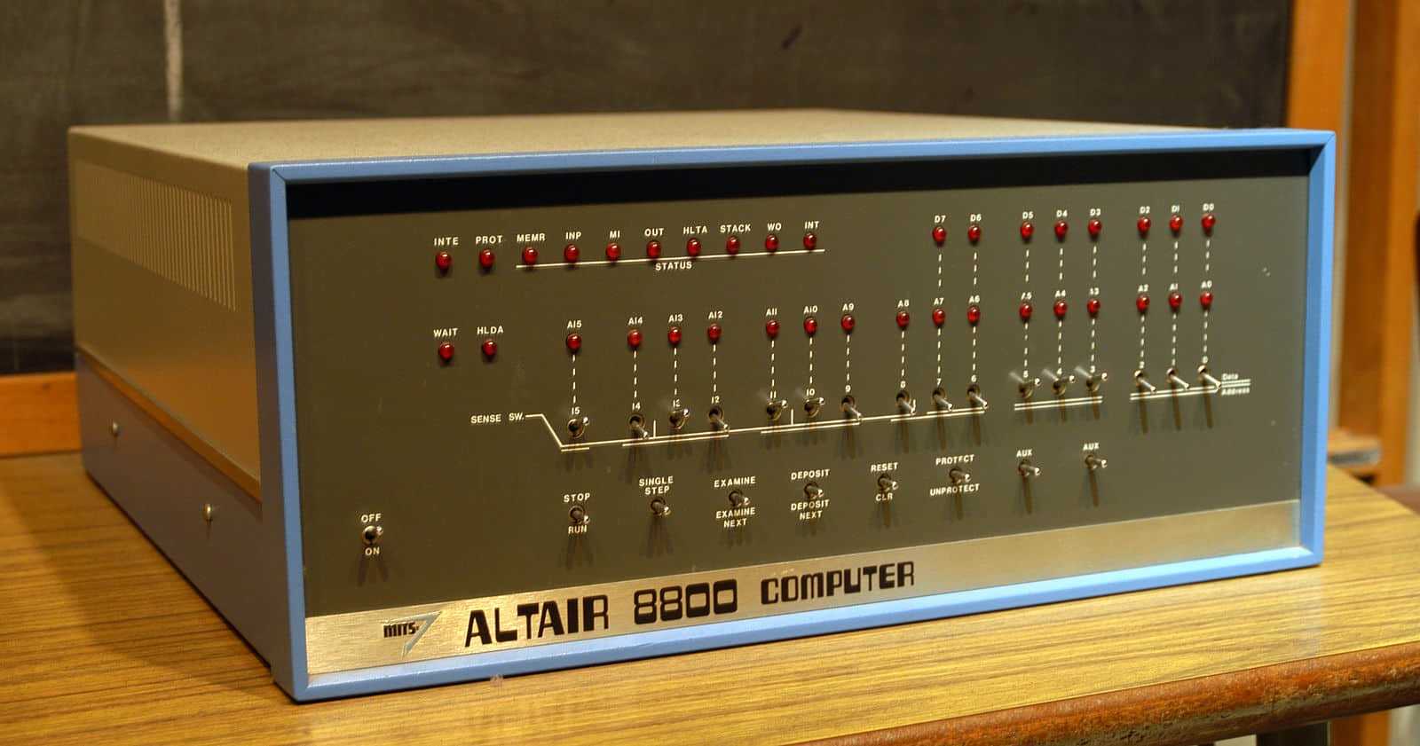 模拟 Altair 8800 计算机 - LinuxStory